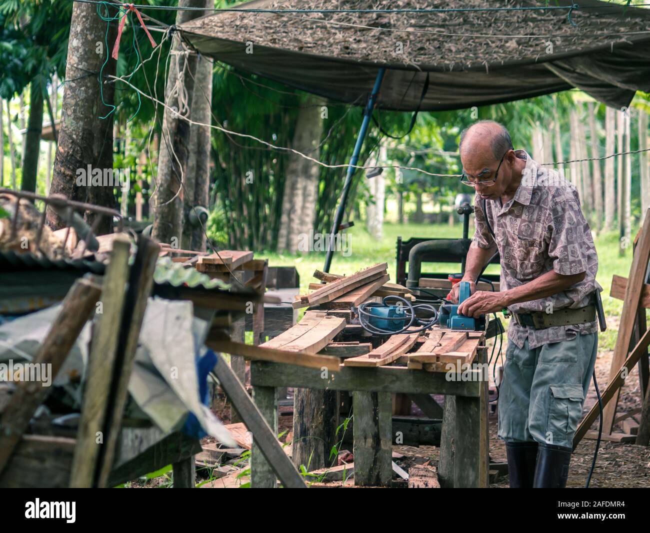 Asian carpenter hi-res stock photography and images - Alamy