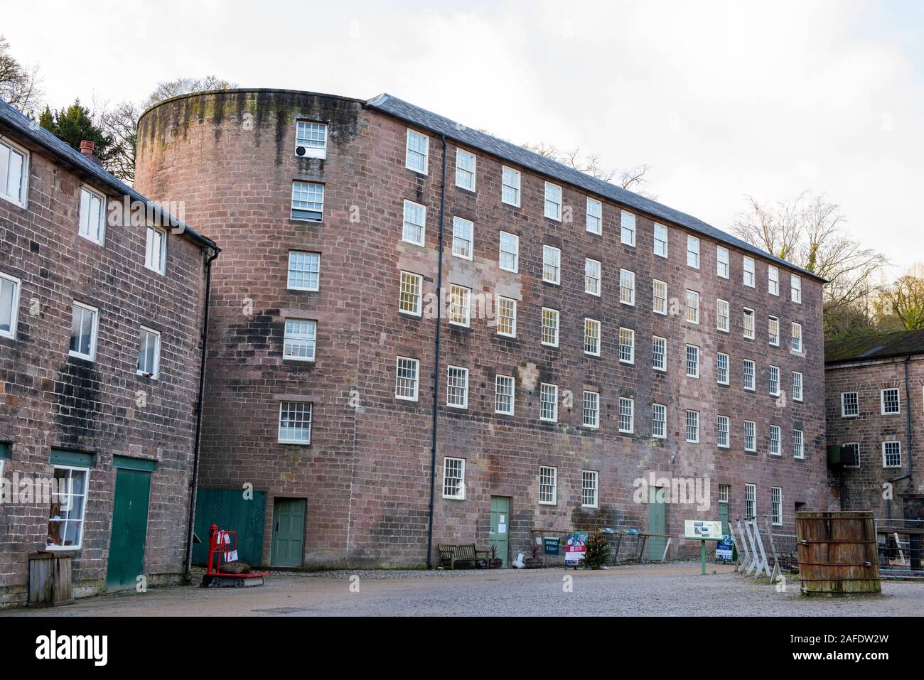 Richard Arkwright 1771 Cromford Derbyshire Uk High Resolution Stock ...