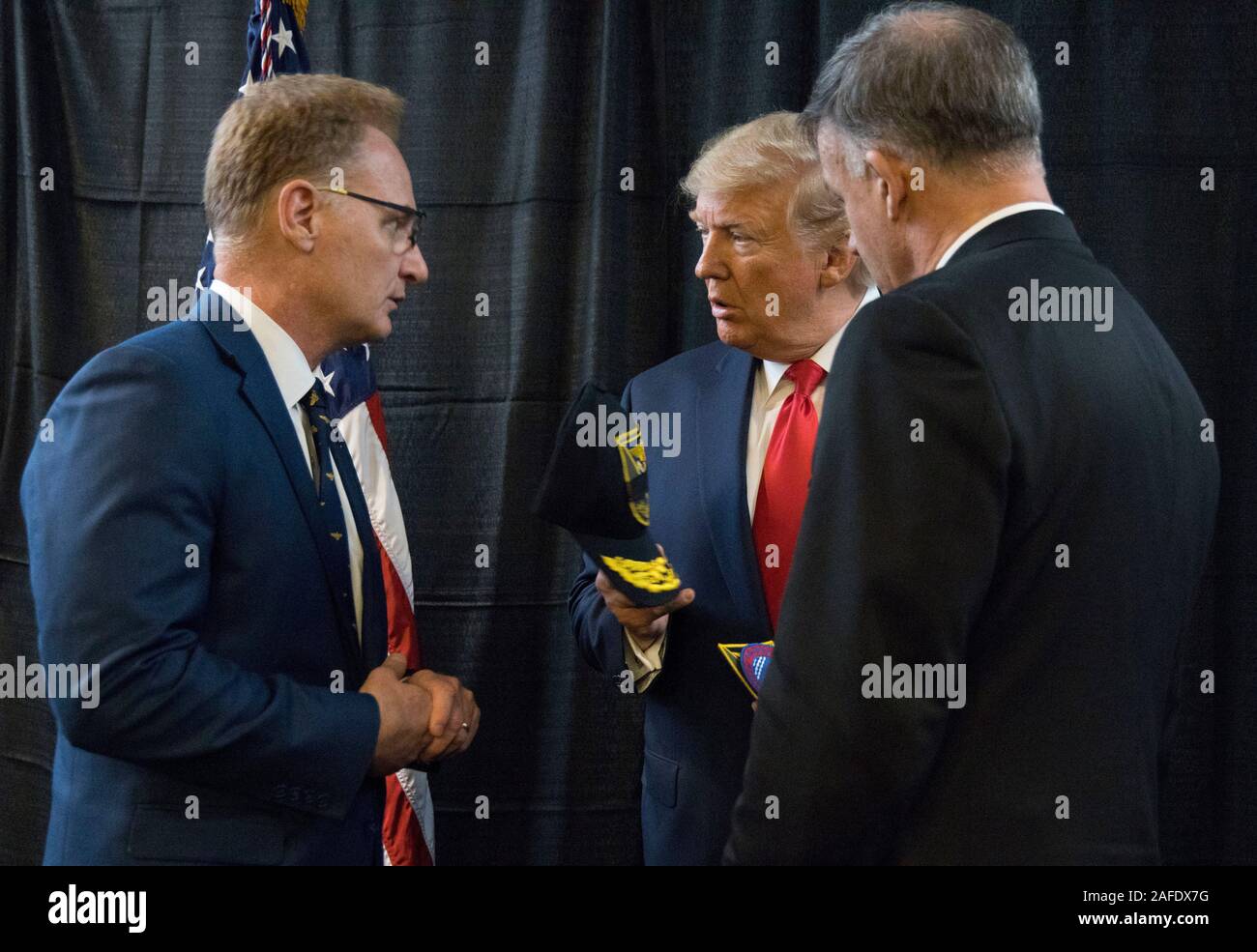 Navy ball cap hi-res stock photography and images - Alamy