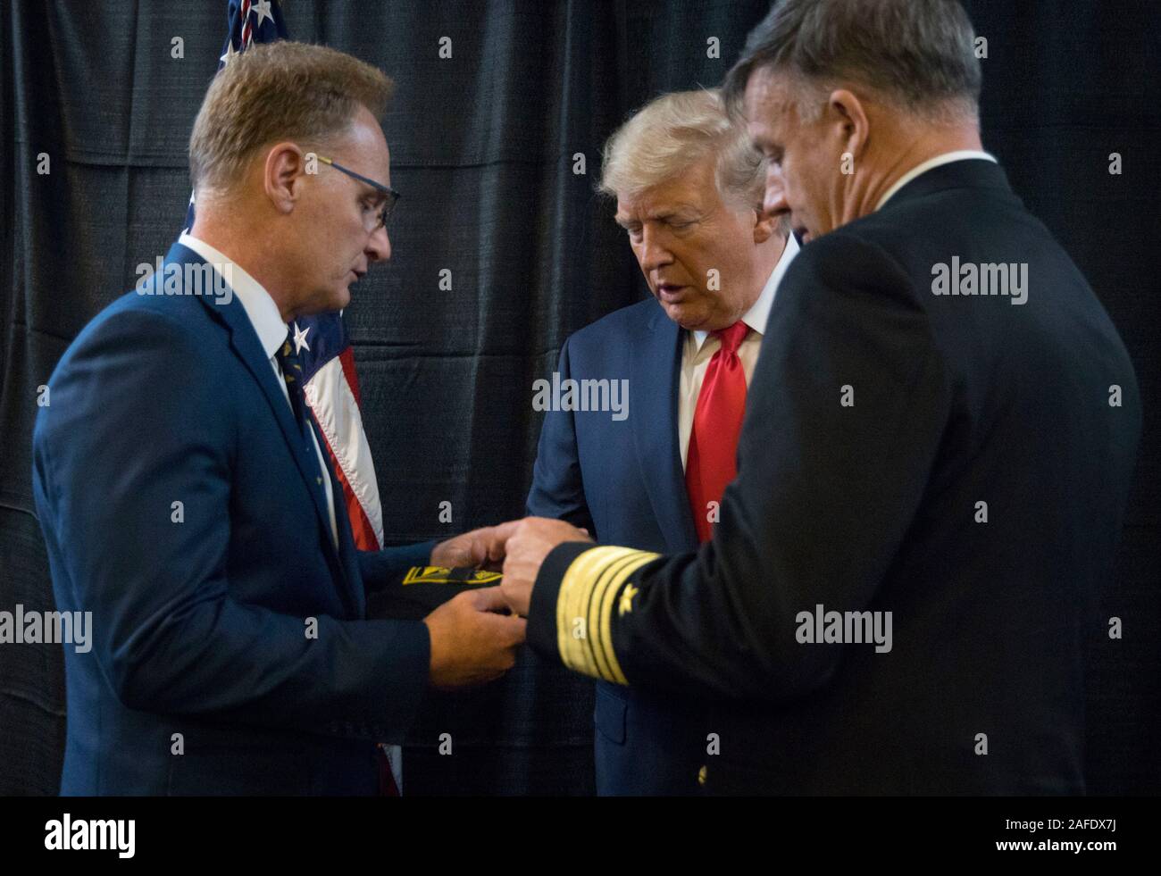 Navy ball cap hi-res stock photography and images - Alamy