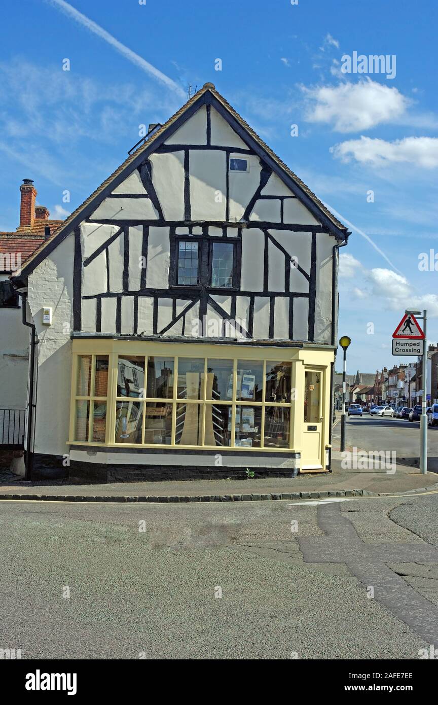 Timber Framed Shop, Thame, Oxfordshire Stock Photo - Alamy