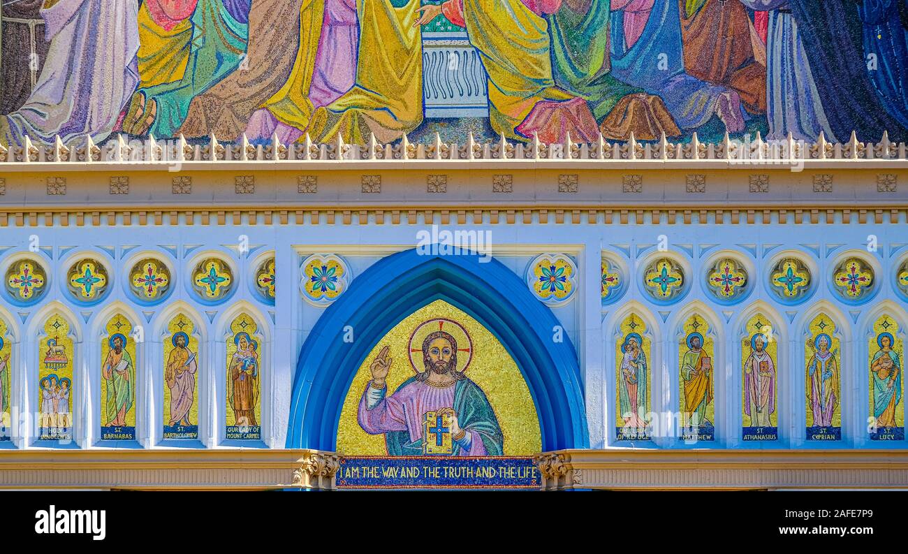 Christ on cross mosaic hi-res stock photography and images - Alamy