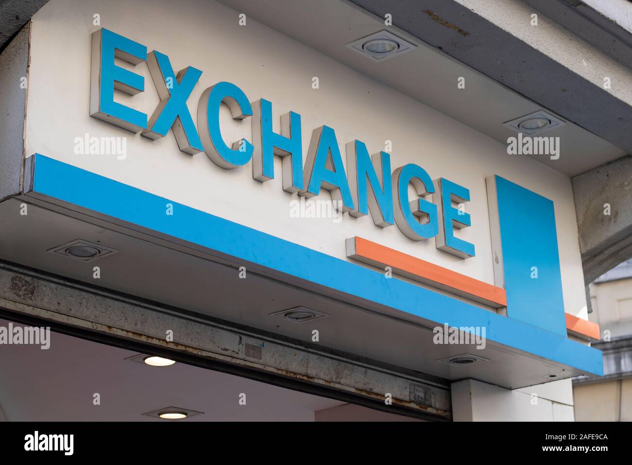 Money exchange shop in Turkey for visitor and tourist Stock Photo - Alamy