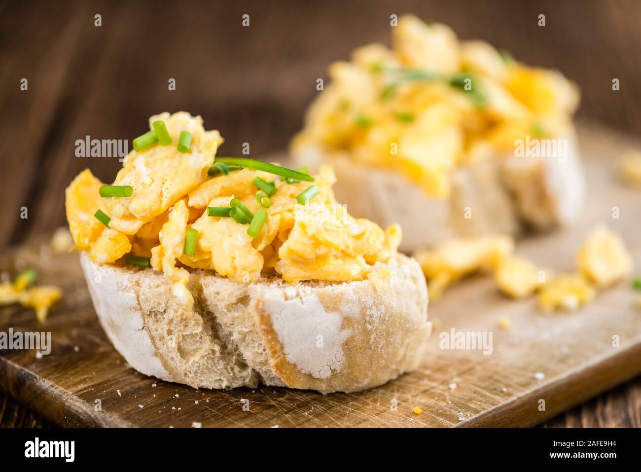 Scrambled eggs bun on plate hi-res stock photography and images - Alamy