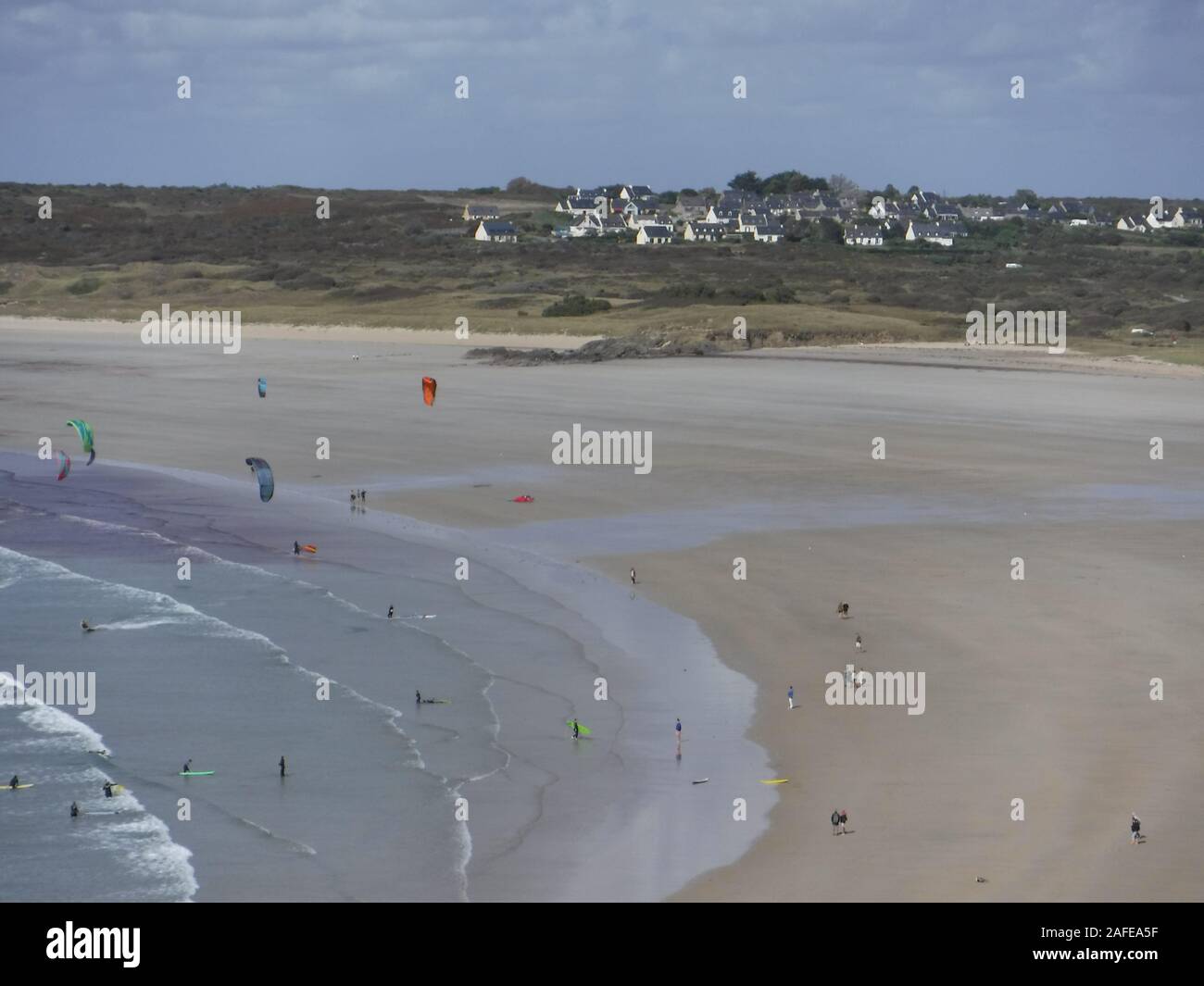 presqu'île de Crozon ,Plage de Kersiguenou Finistère Stock Photo - Alamy