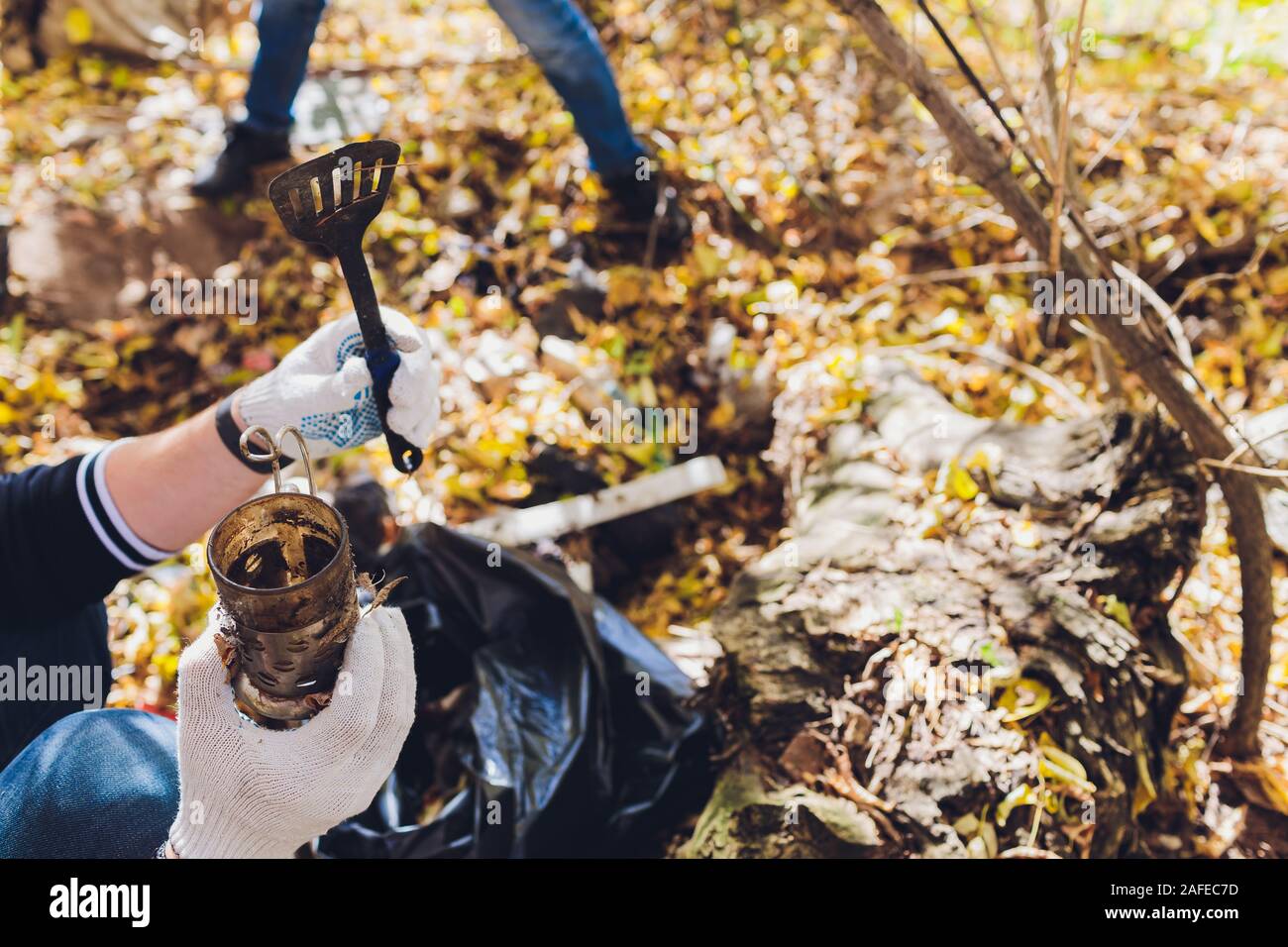 volunteers clean up trash in a park and on trails Stock Photo - Alamy