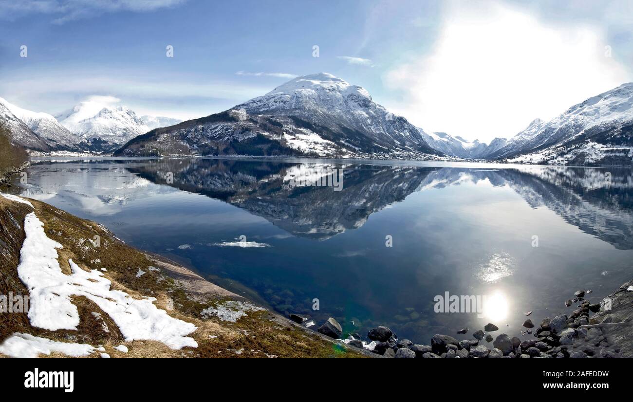 Innvikfjord hi-res stock photography and images - Alamy
