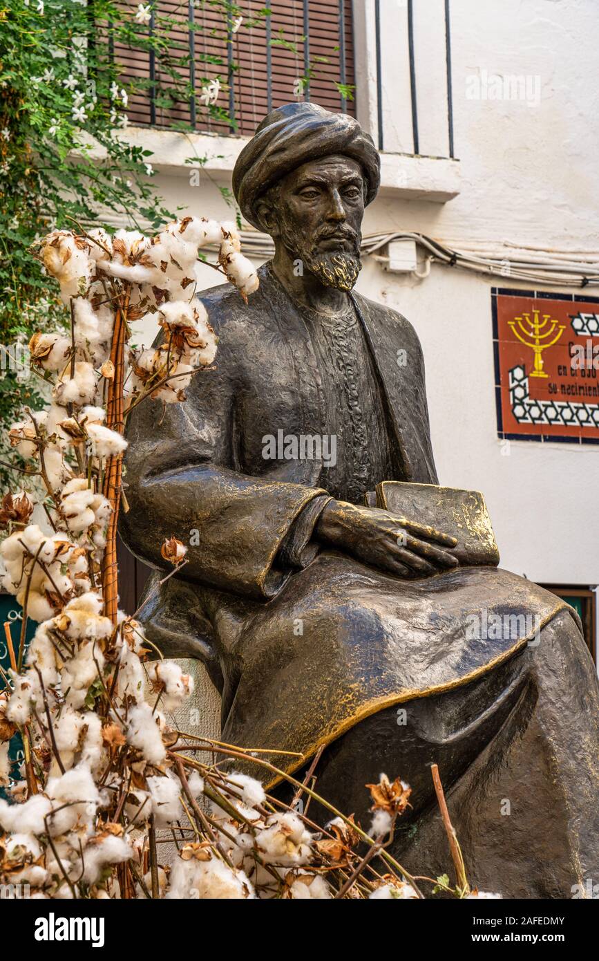 Statue of Ben Maimonides at Tiberiades square in Cordoba, Spain ...