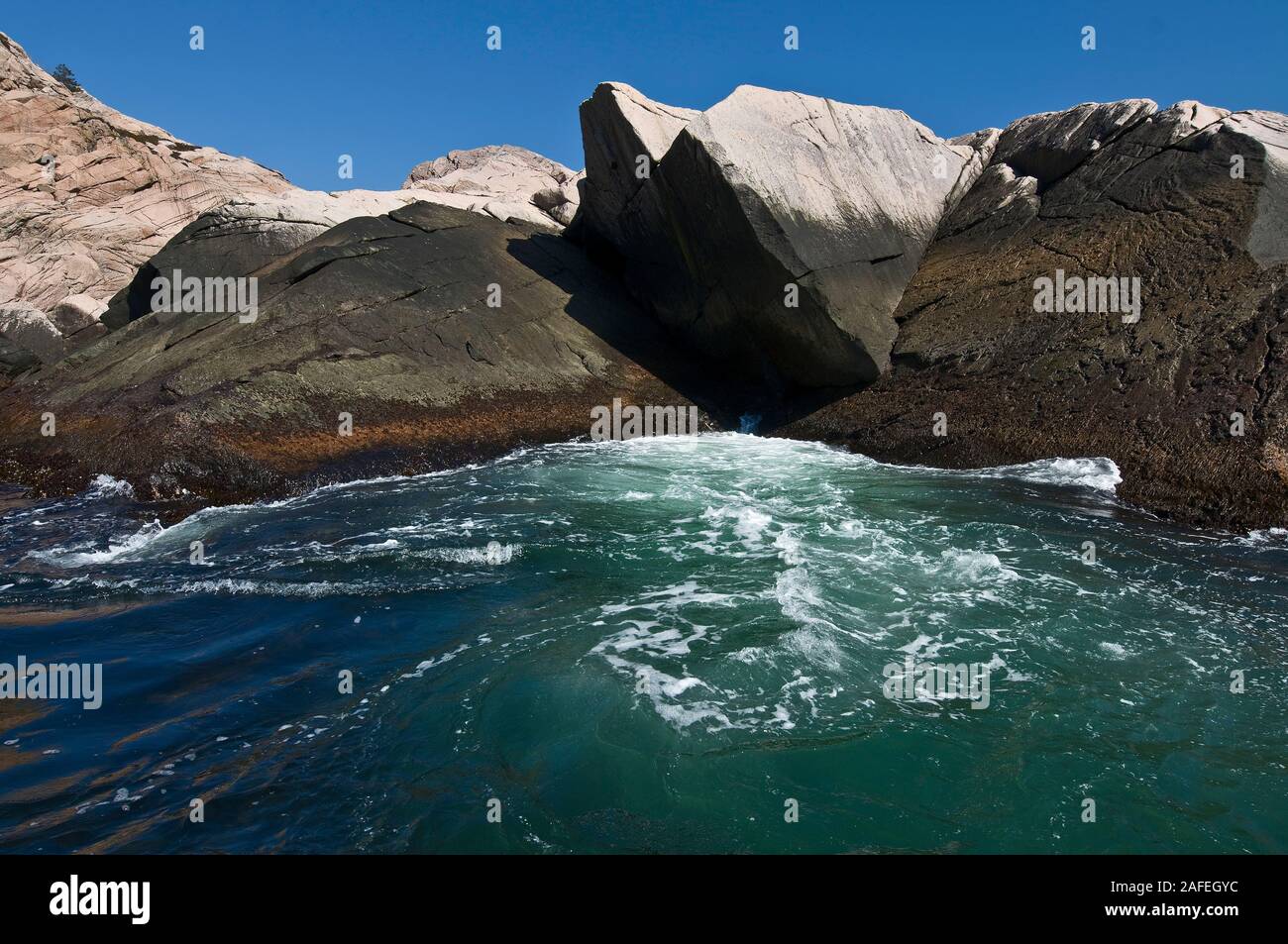 Ocean swell on a Spring day. Southern Norway Stock Photo - Alamy