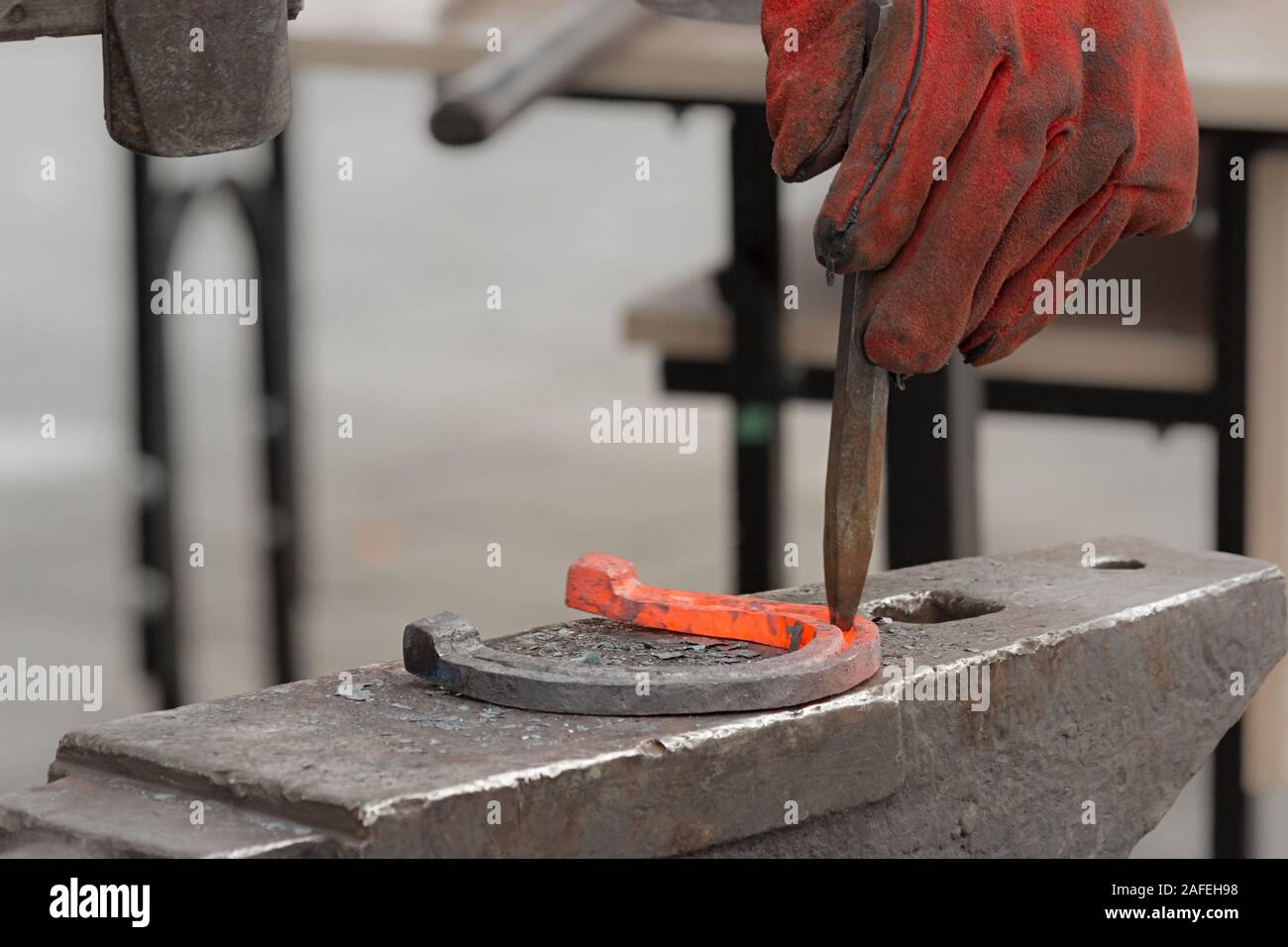 Hack hammer hi-res stock photography and images - Alamy