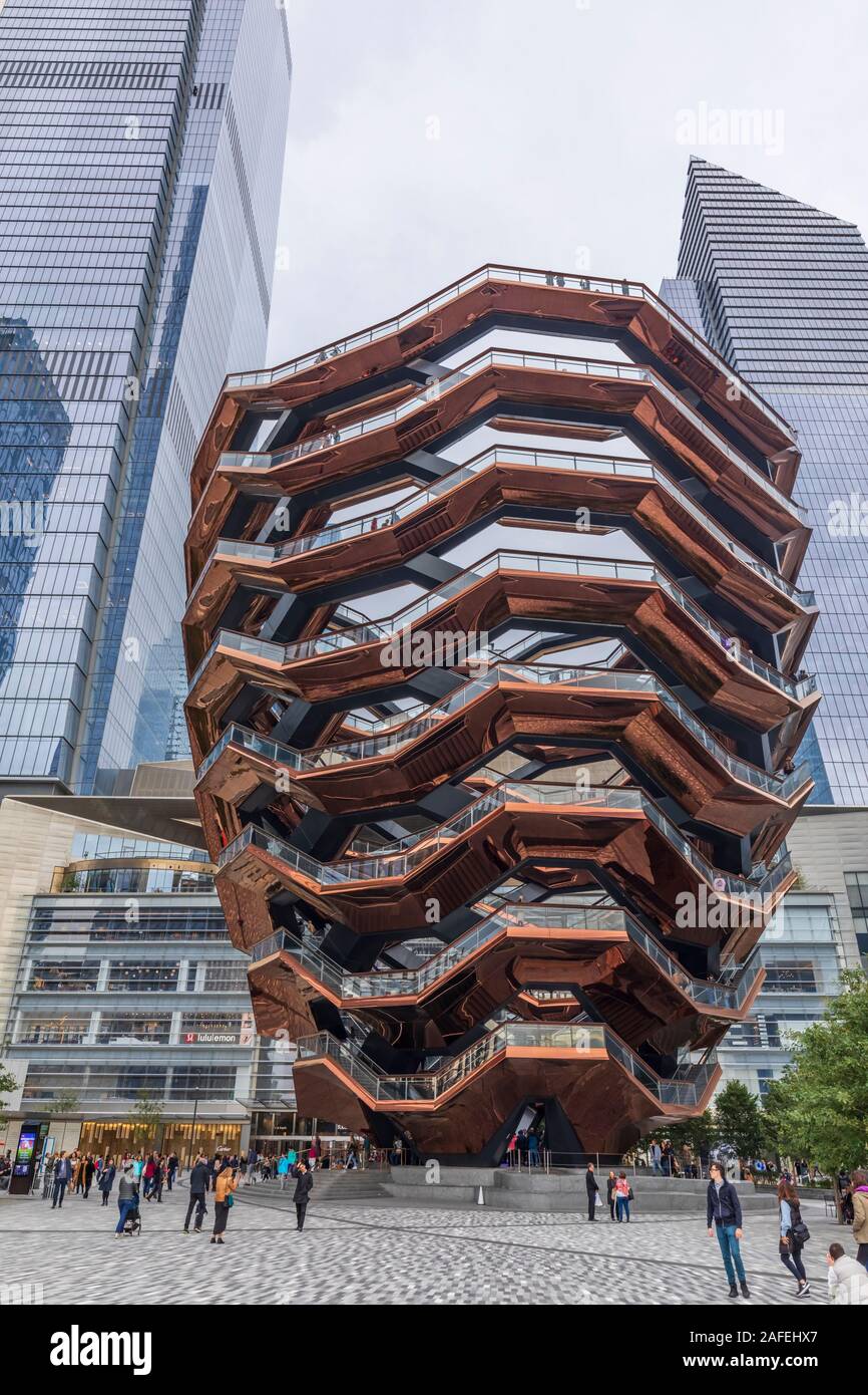 The Vessel in Hudson Yards Stock Photo - Alamy