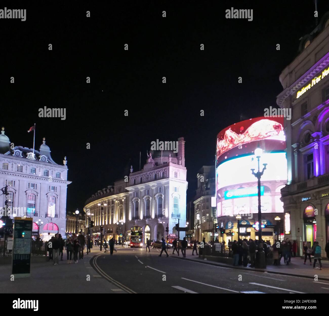 Picadilly Lights High Resolution Stock Photography and Images - Alamy