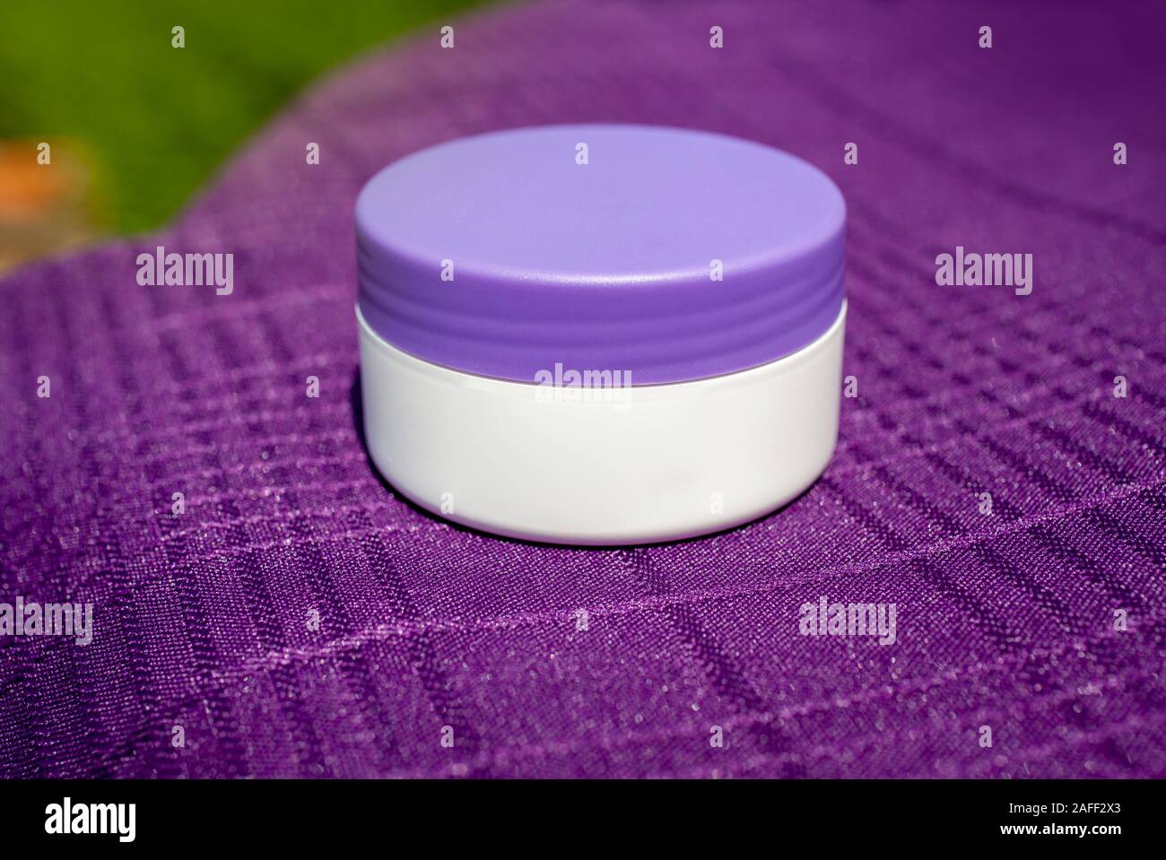 Face cream container label hi-res stock photography and images - Alamy