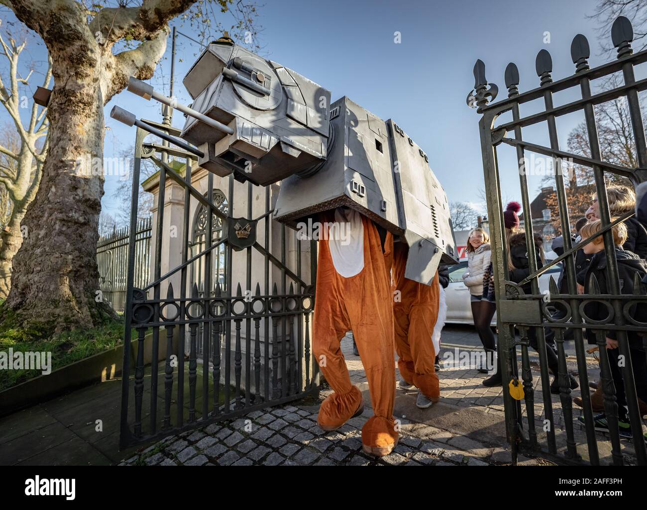 The London Pantomime Horse Race in Greenwich, London, UK Stock Photo ...