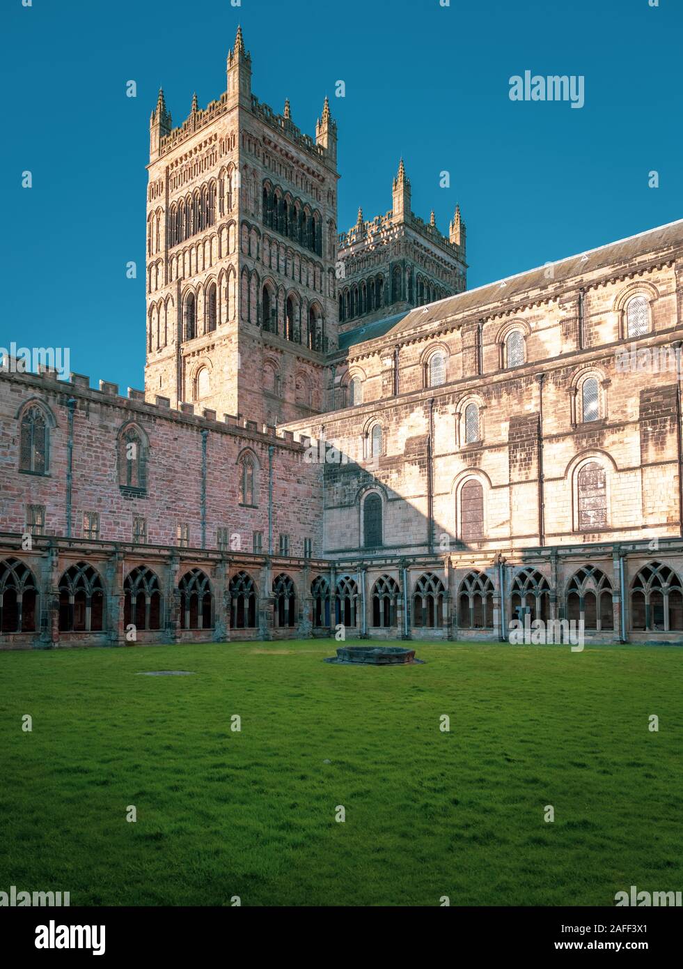 Durham cathedral architecture hi-res stock photography and images - Alamy