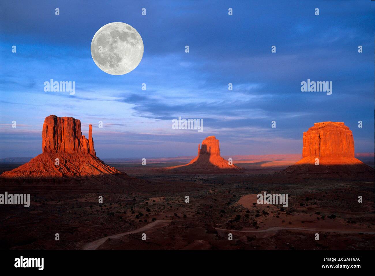 Monument Valley, Utah, USA, The Mittens, Erosion, Sandstein Stock Photo ...