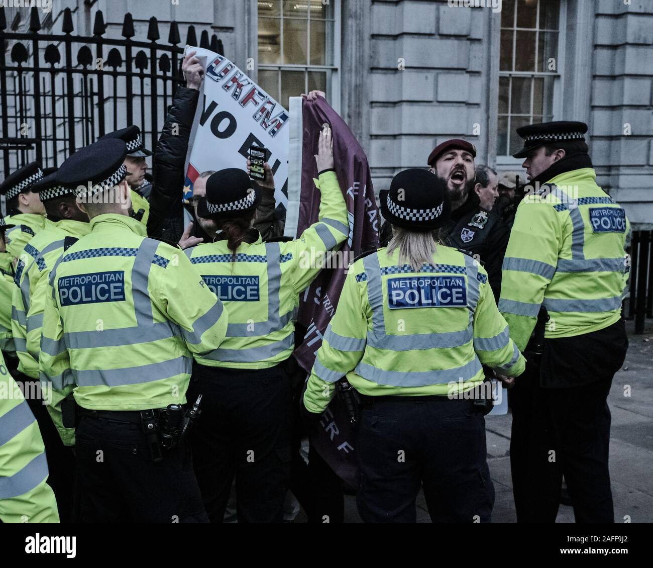 UKFM (far-right coalition) protest EU/Irish Border Stock Photo - Alamy