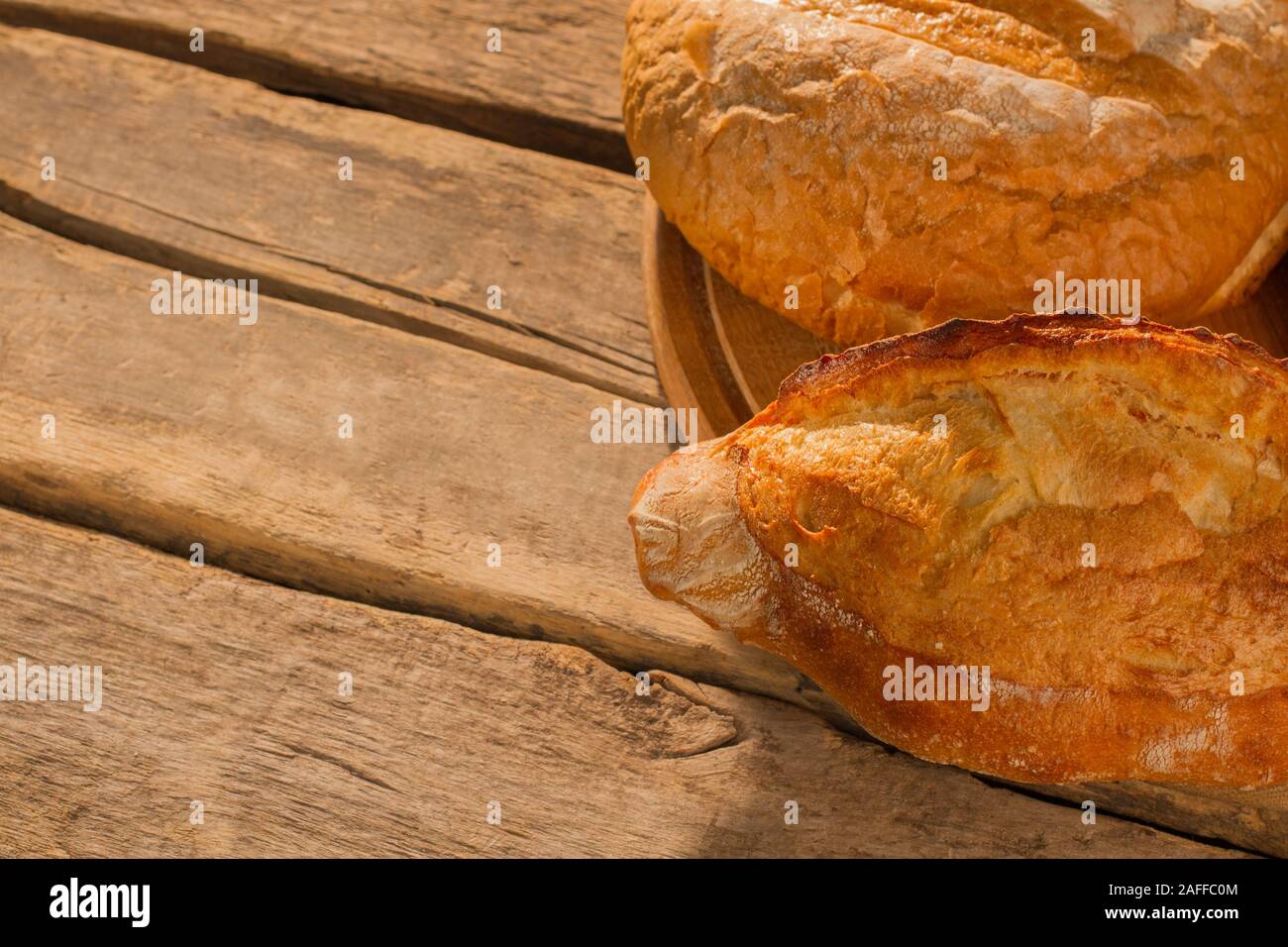 Gold crust hi-res stock photography and images - Alamy