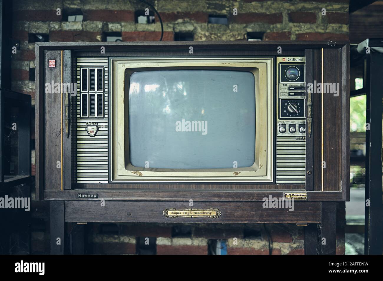 Old antic monochrome television in vintage living room Stock Photo - Alamy