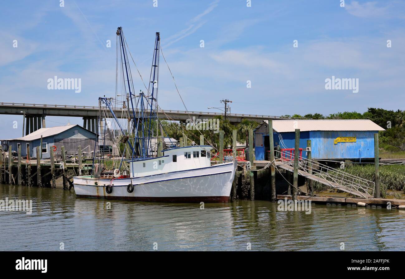 Waterway trawler shrimp hi-res stock photography and images - Alamy