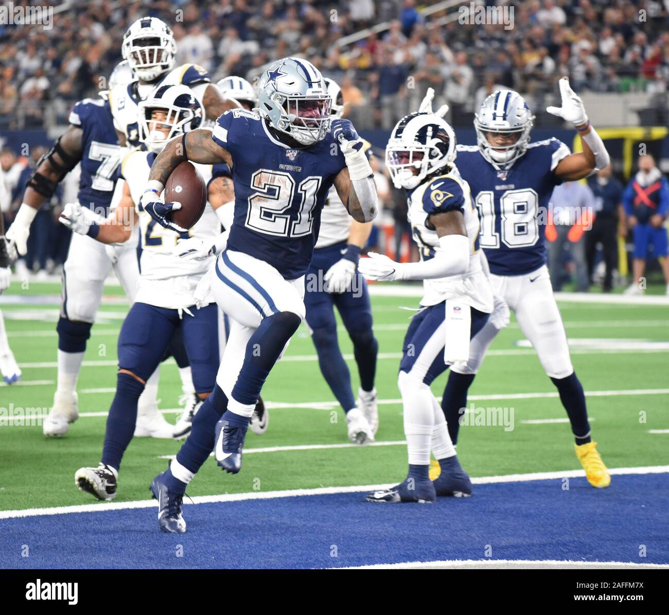 Nfl rams hi-res stock photography and images - Alamy