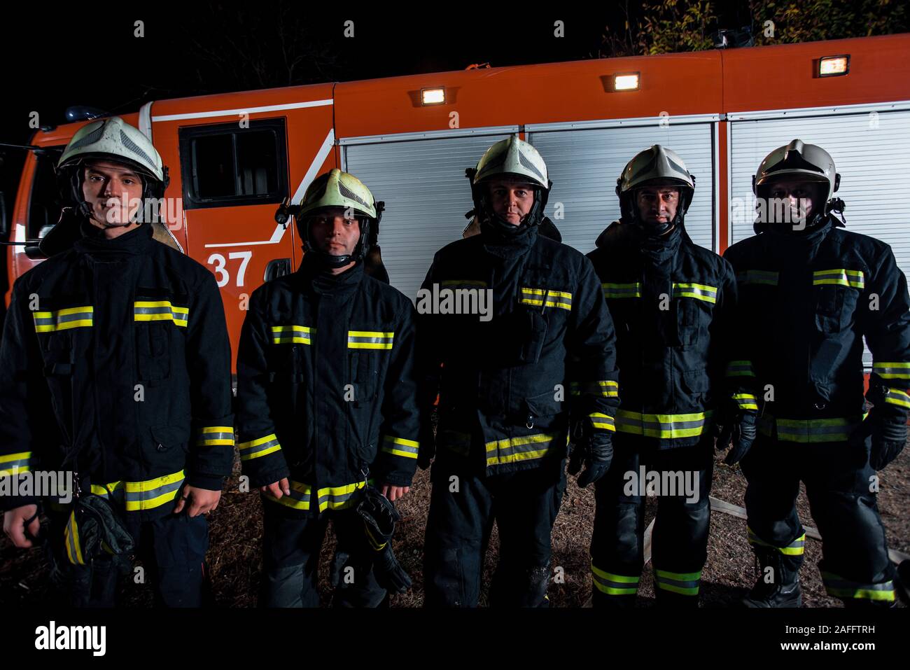 Crew ready for action hi-res stock photography and images - Alamy