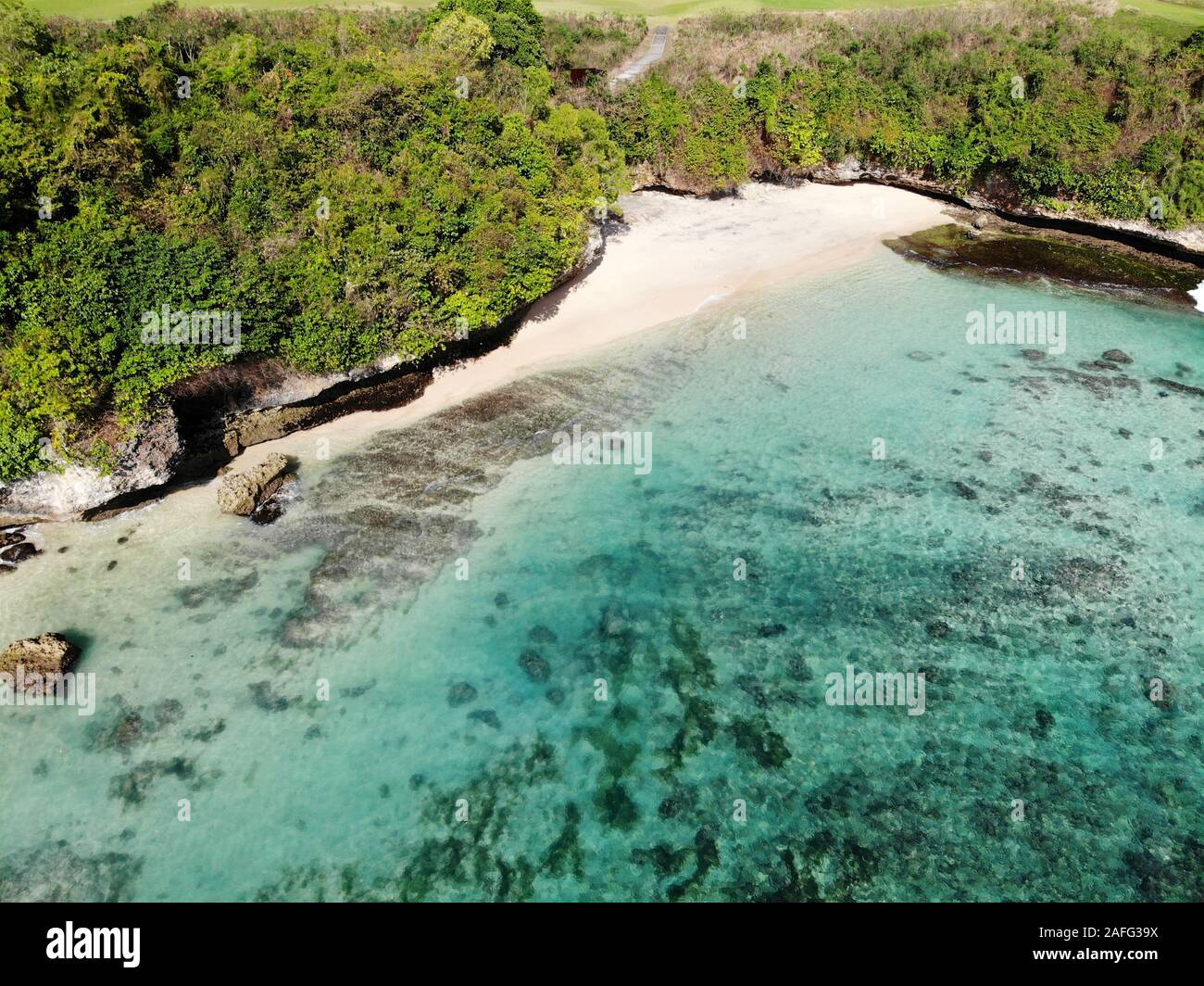 Aerial beach cliff waves hi-res stock photography and images - Alamy