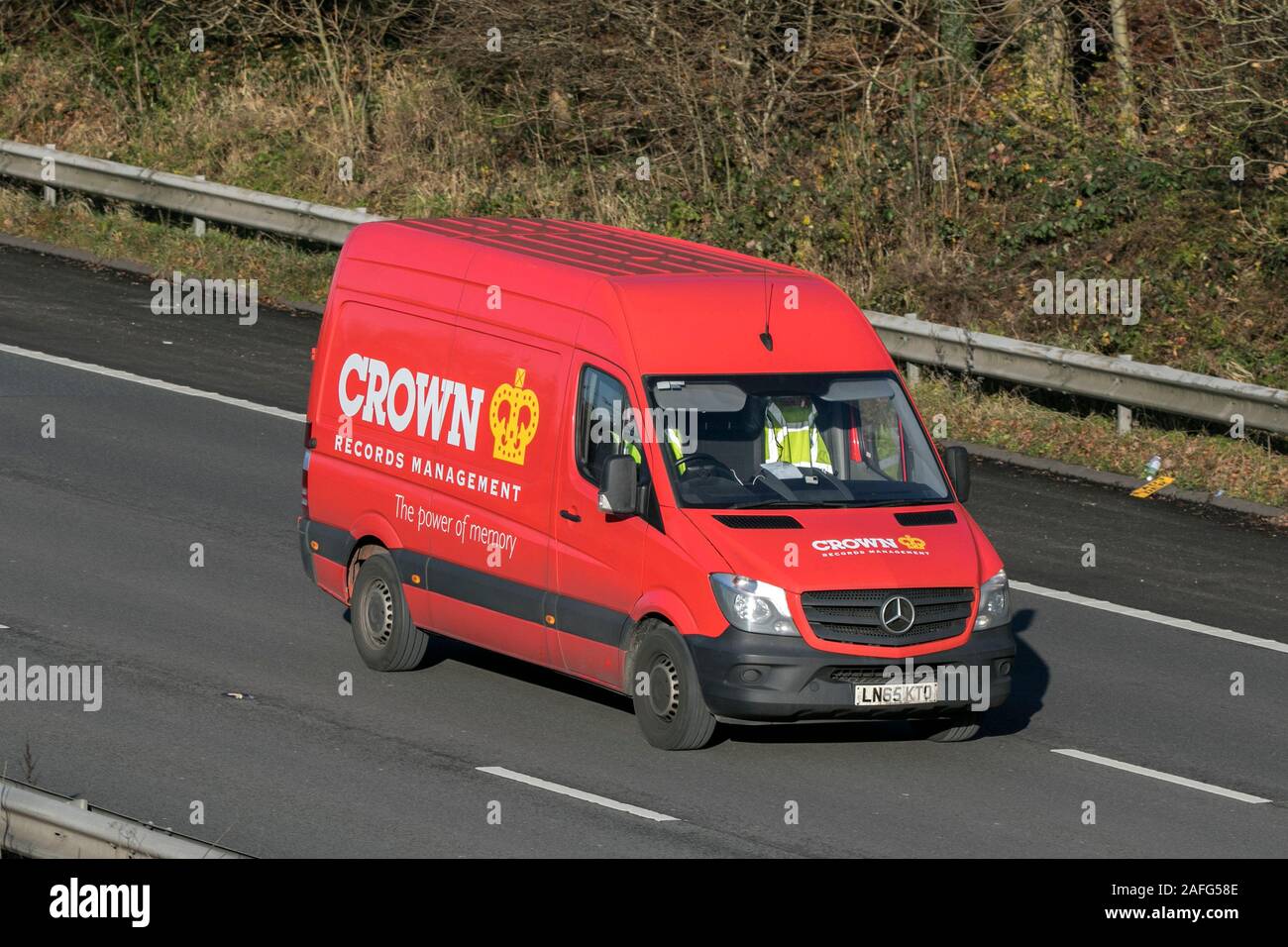 Mercedes sprinter hi-res stock photography and images - Alamy
