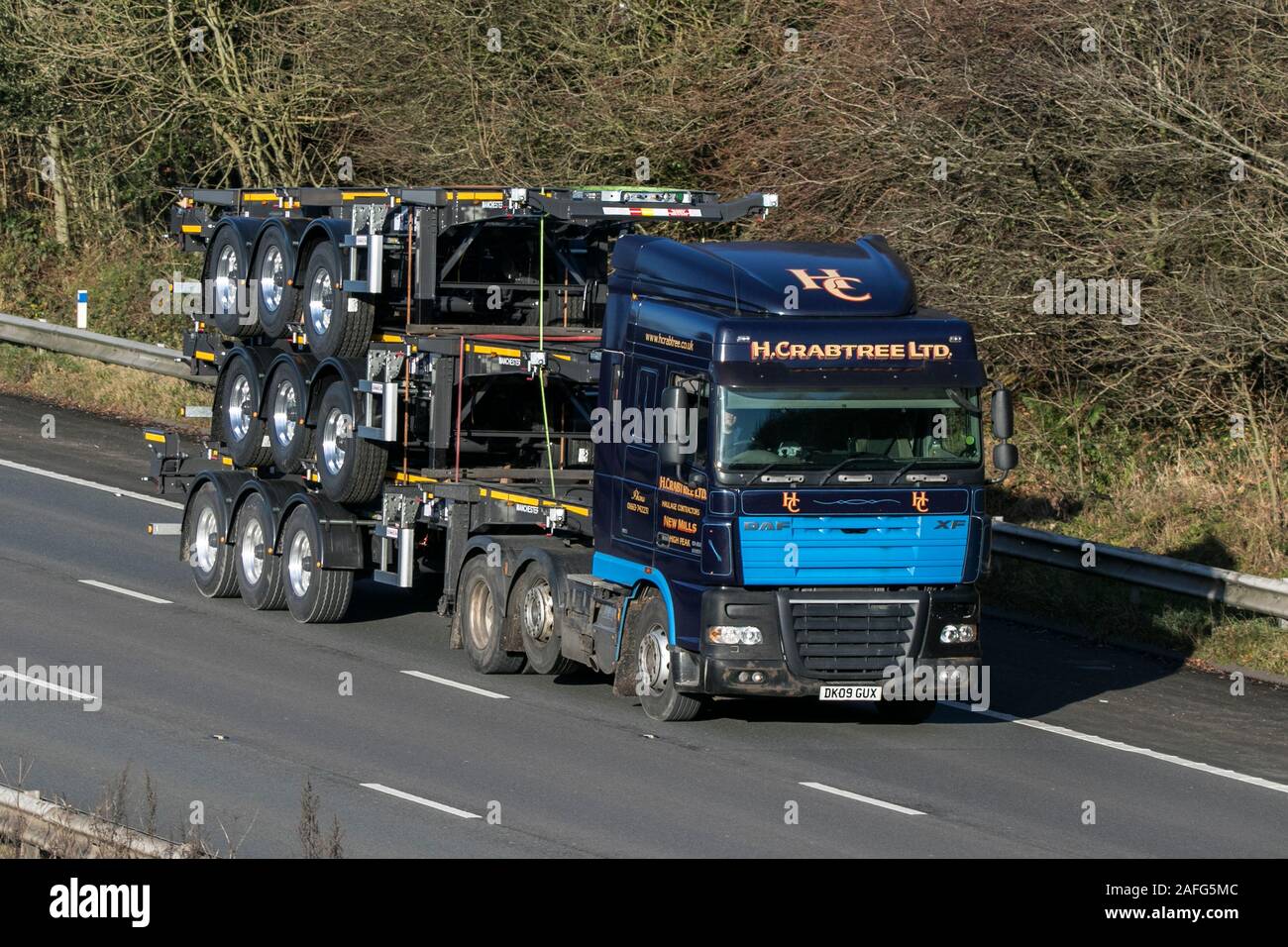 Articulated trailers hi-res stock photography and images - Alamy