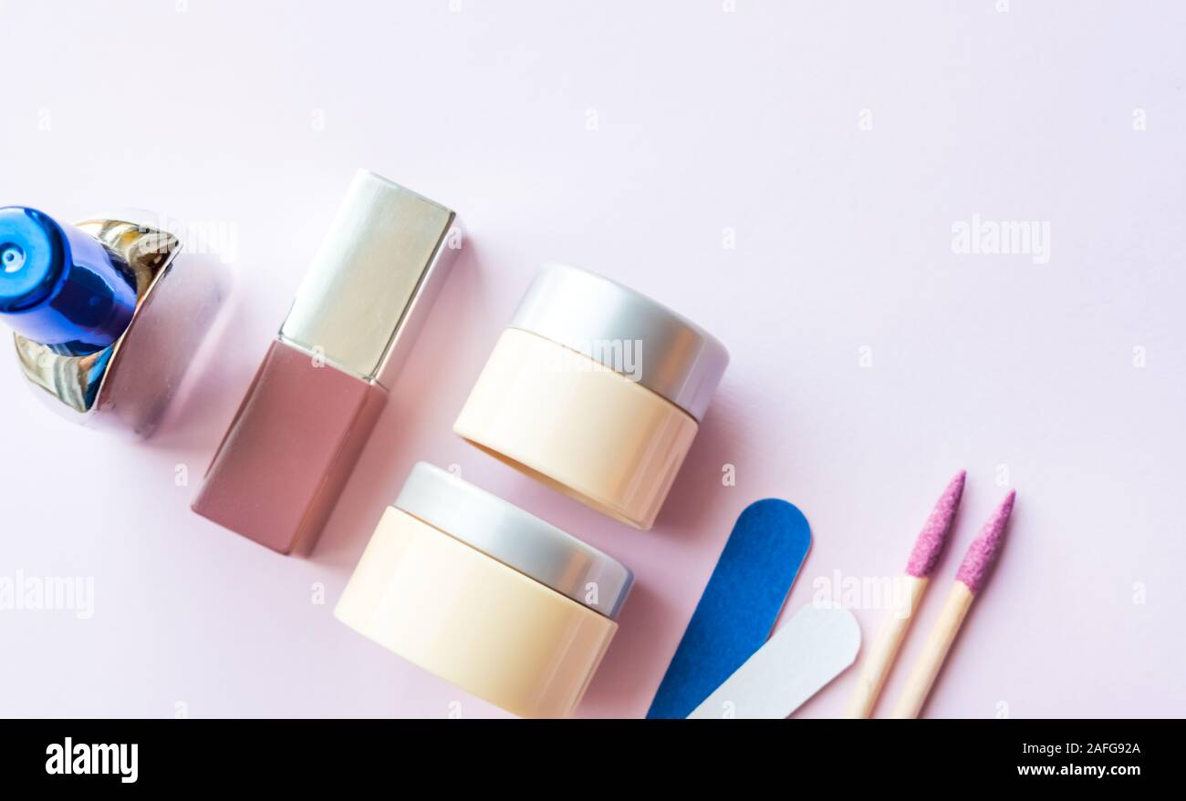 Cosmetic background hi-res stock photography and images - Alamy