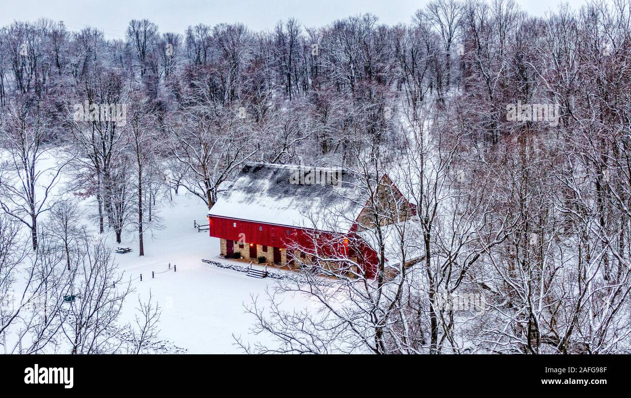 Georgian house snow winter hi-res stock photography and images - Alamy