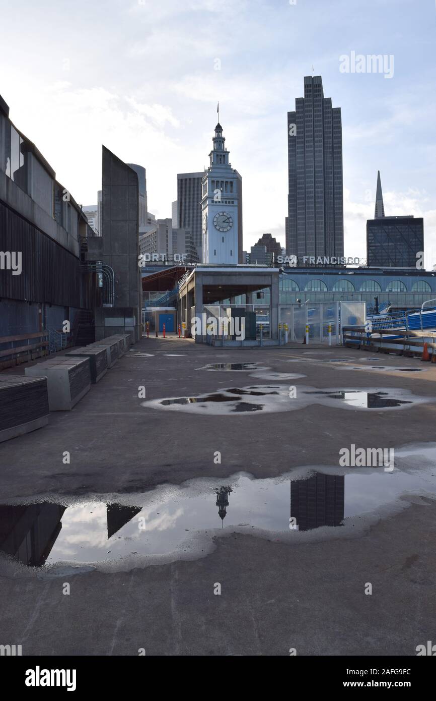 San francisco terminal hi-res stock photography and images - Alamy