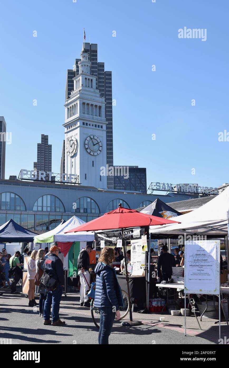 Farmers market ferry building hi-res stock photography and images - Alamy