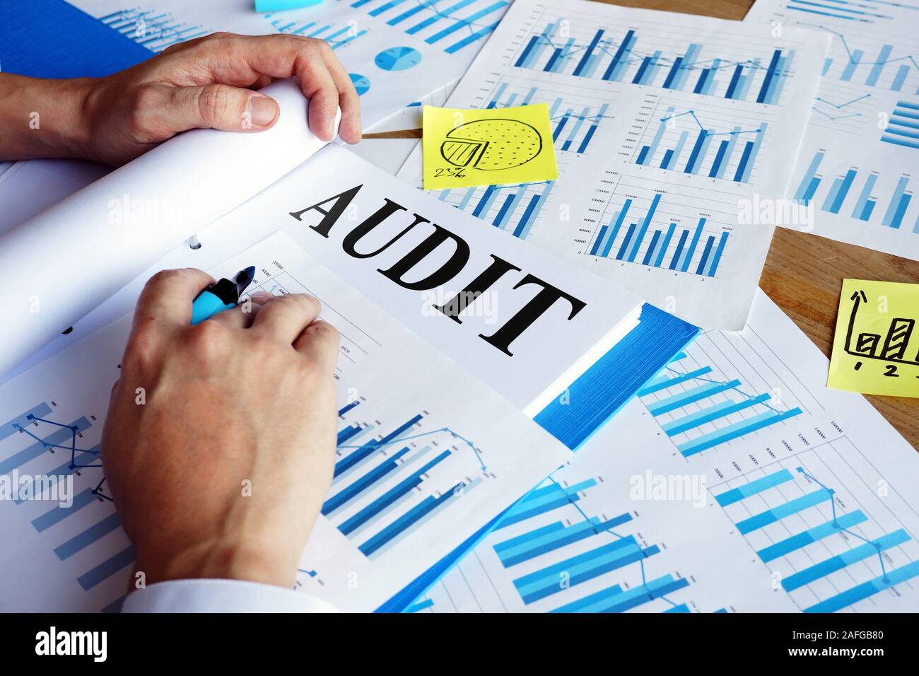 Auditing tax process accounting hi-res stock photography and images - Alamy
