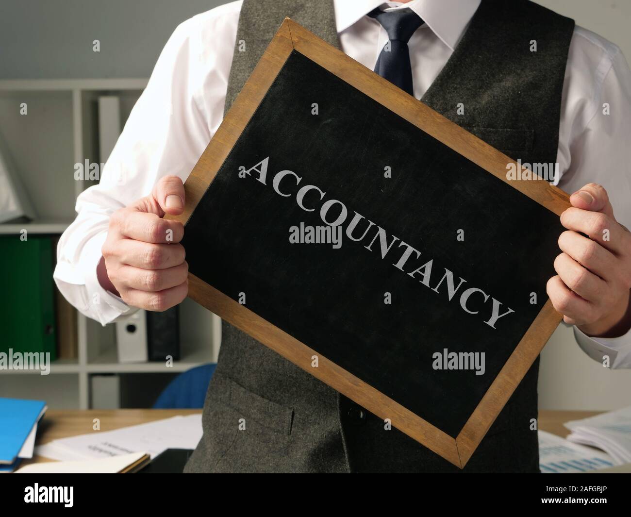Accountant hi-res stock photography and images - Alamy