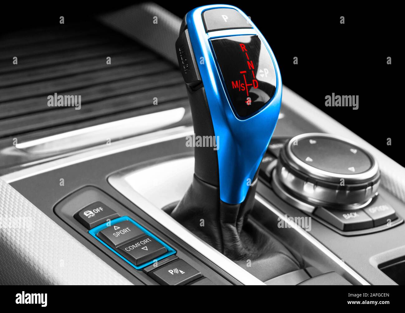 Automatic gear stick of a modern car. Maodern car interior details ...