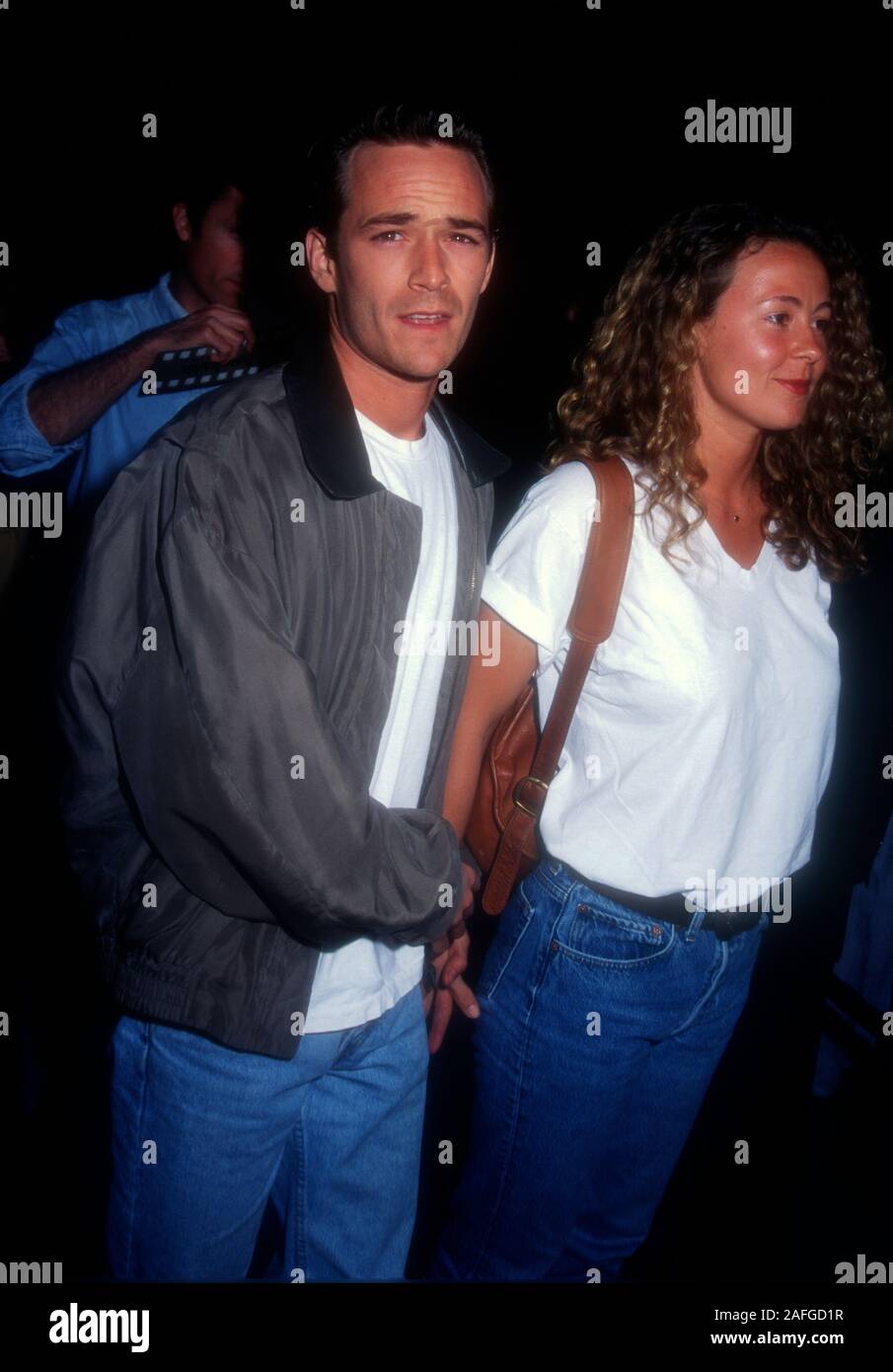 Beverly Hills, California, USA 3rd April 1995 Actor Luke Perry and wife ...