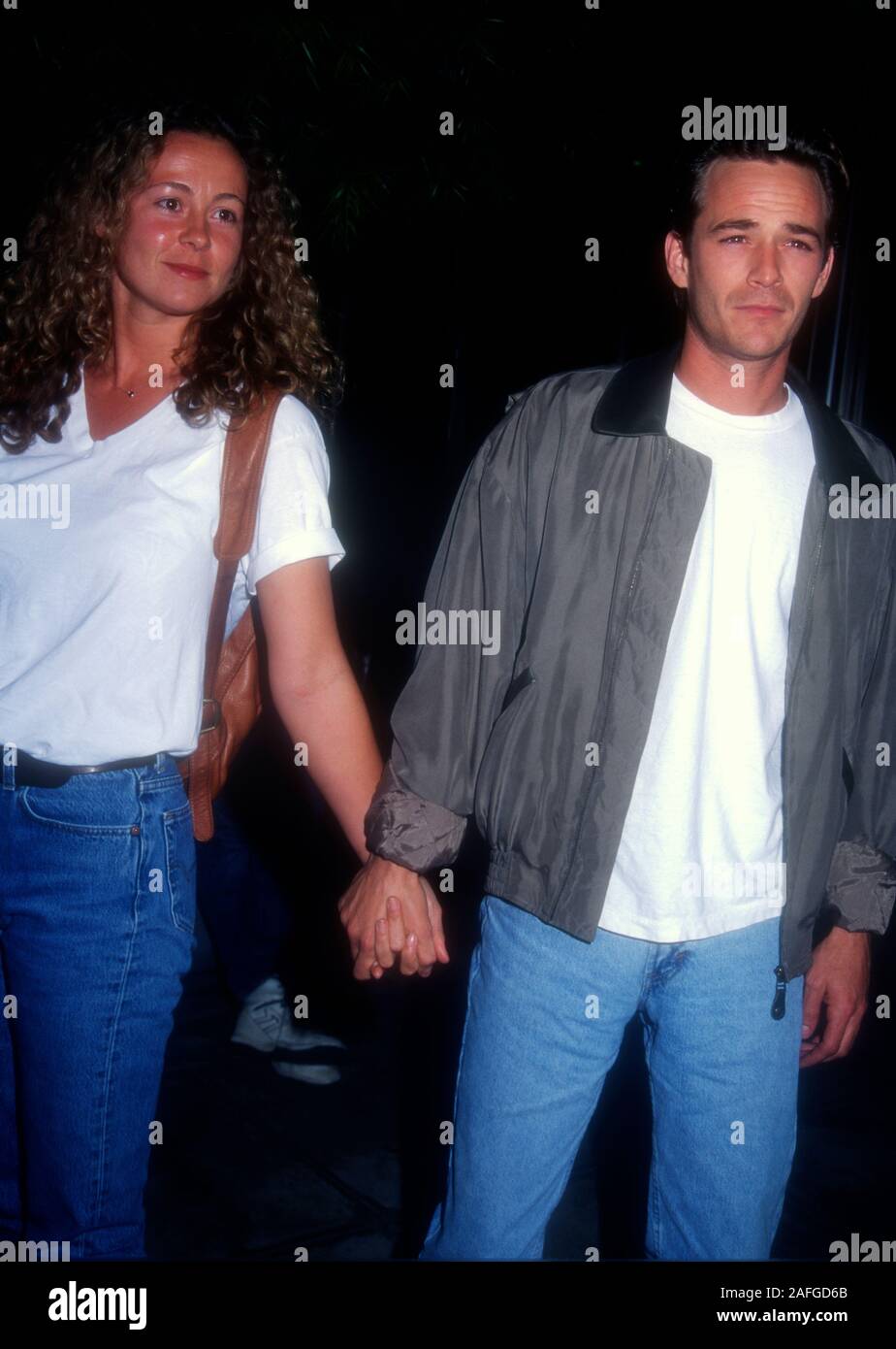 Beverly Hills, California, USA 3rd April 1995 Actor Luke Perry and wife ...