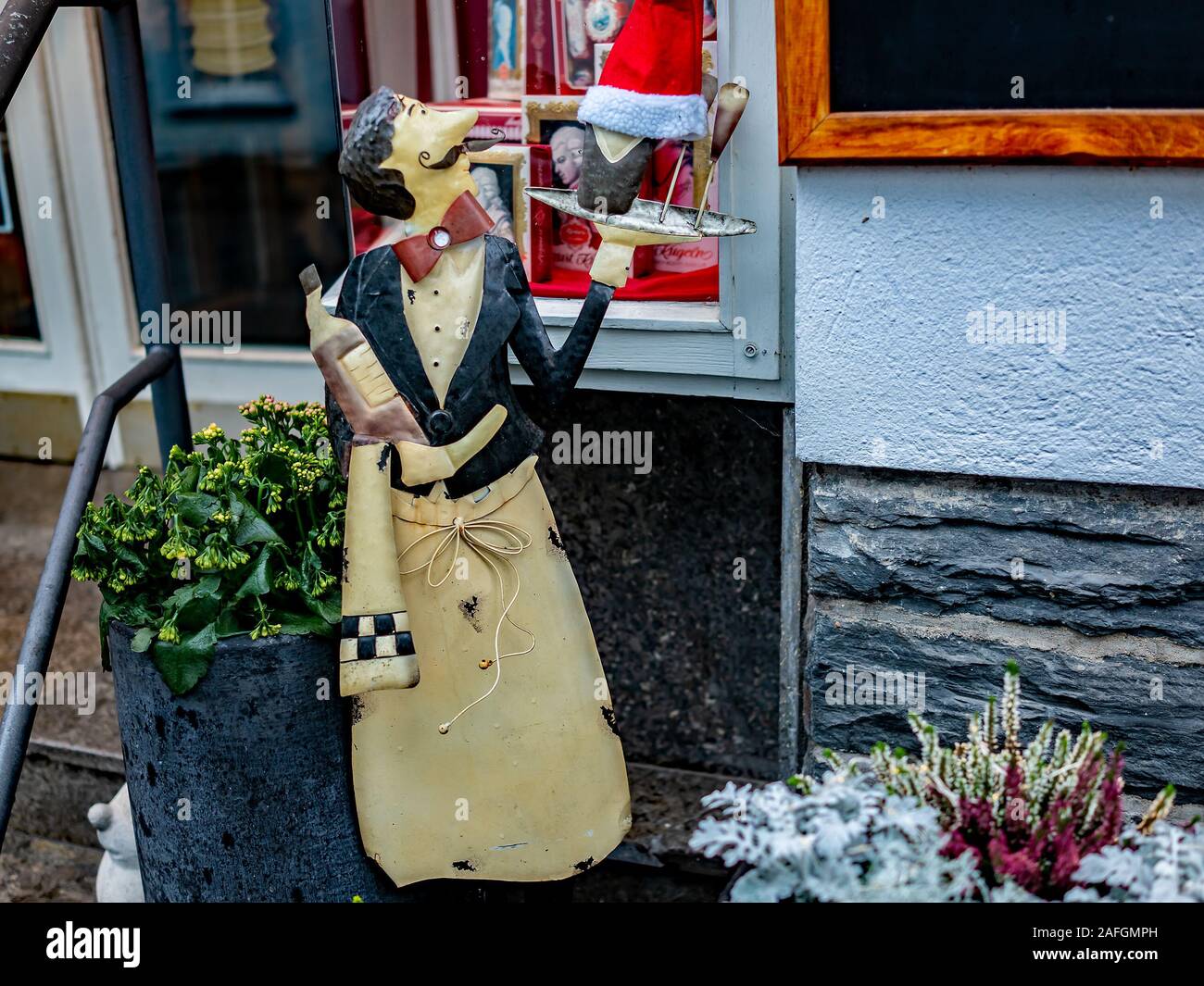 Waiter statue outside a cafe in the German town of Monschau Stock Photo ...