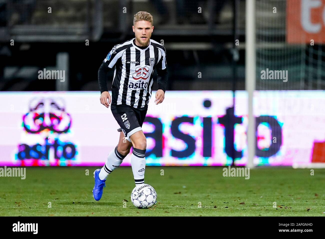 Almelo, Netherlands. 15th Dec, 2019. ALMELO, Heracles Almelo - FC ...