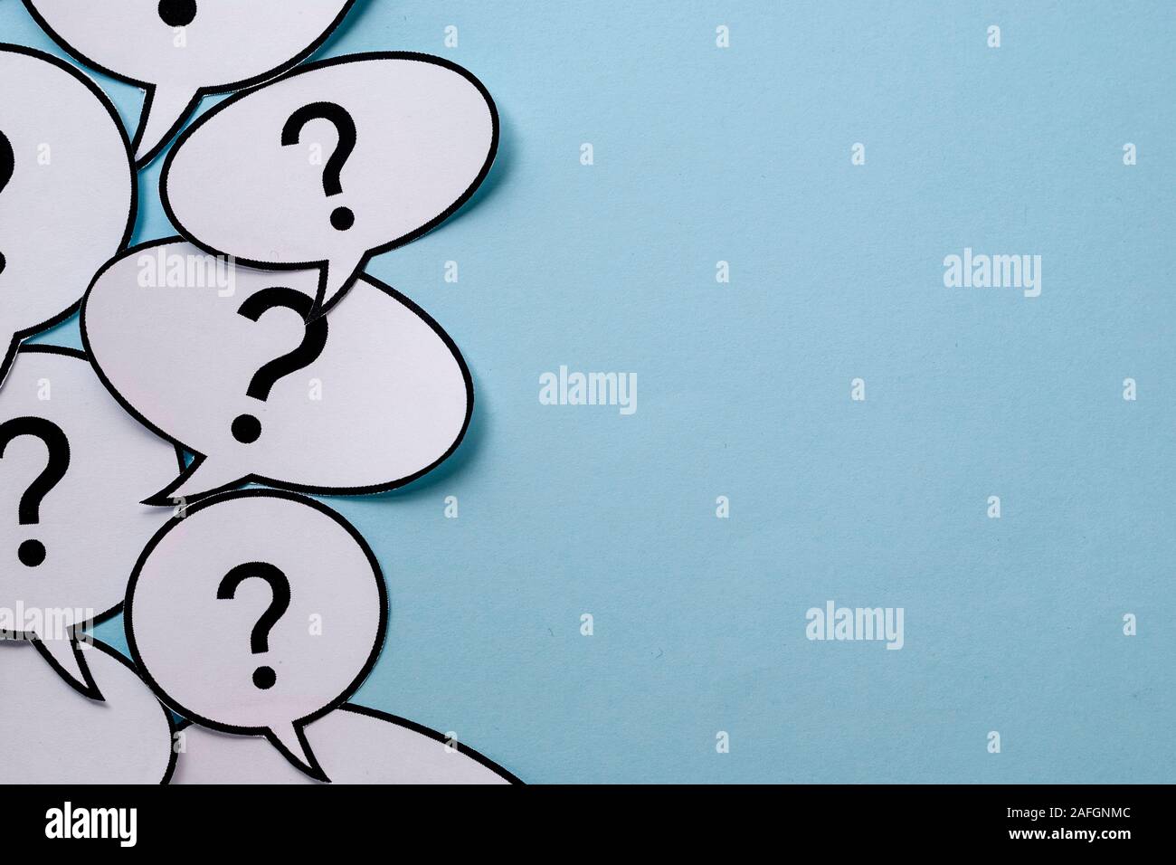 Speech or thought bubbles with question marks Stock Photo - Alamy