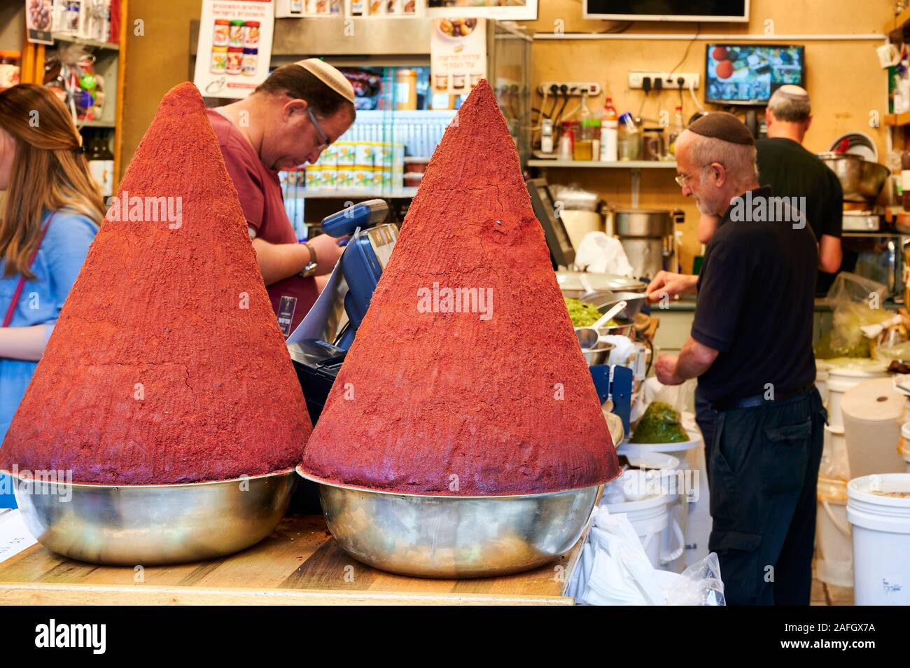 Jerusalem food market hi-res stock photography and images - Alamy