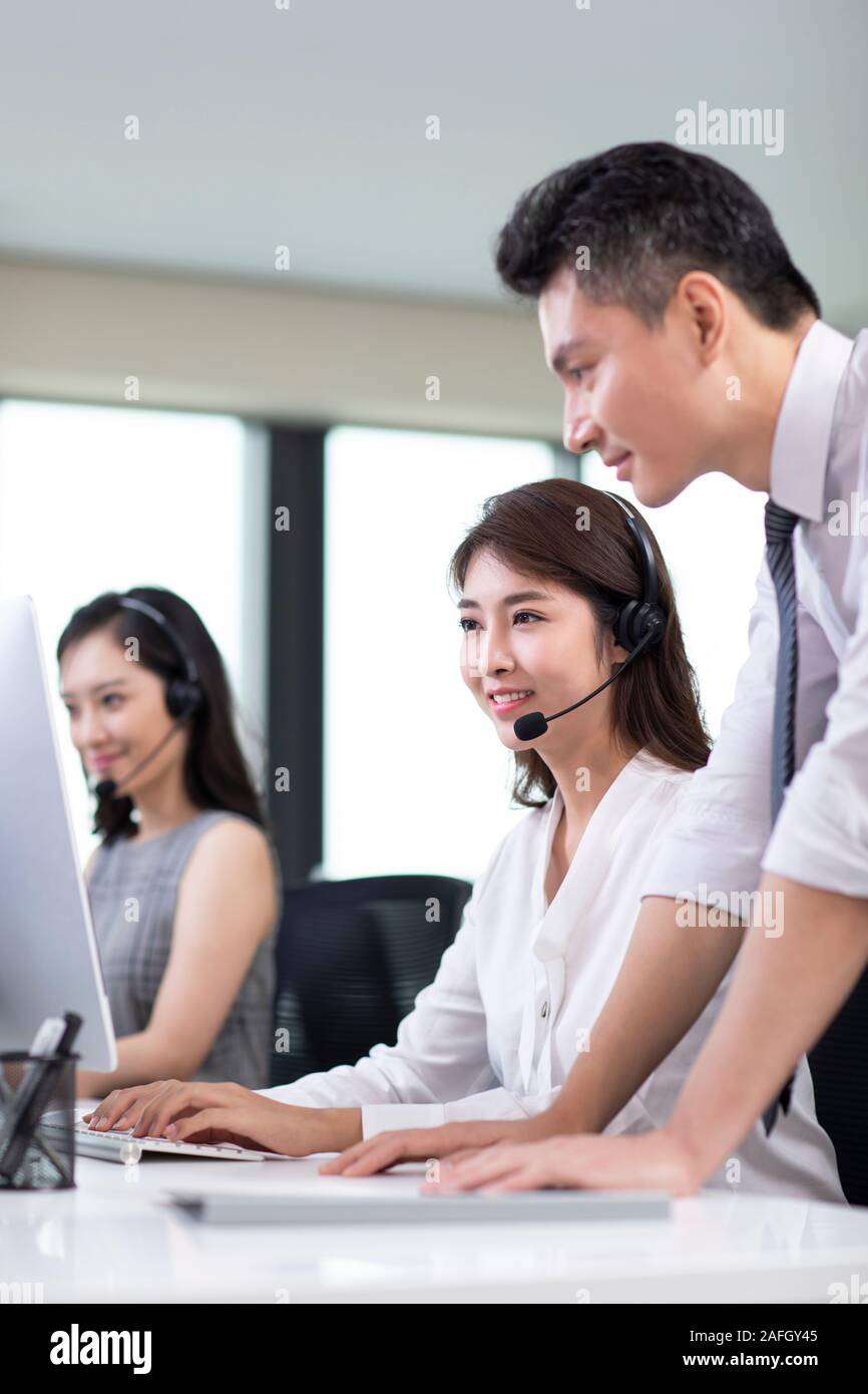 Chinese call center team hi-res stock photography and images - Alamy
