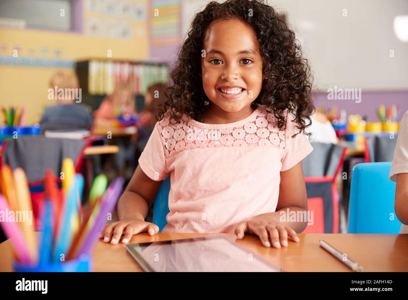 Portrait happy school children drawing hi-res stock photography and ...