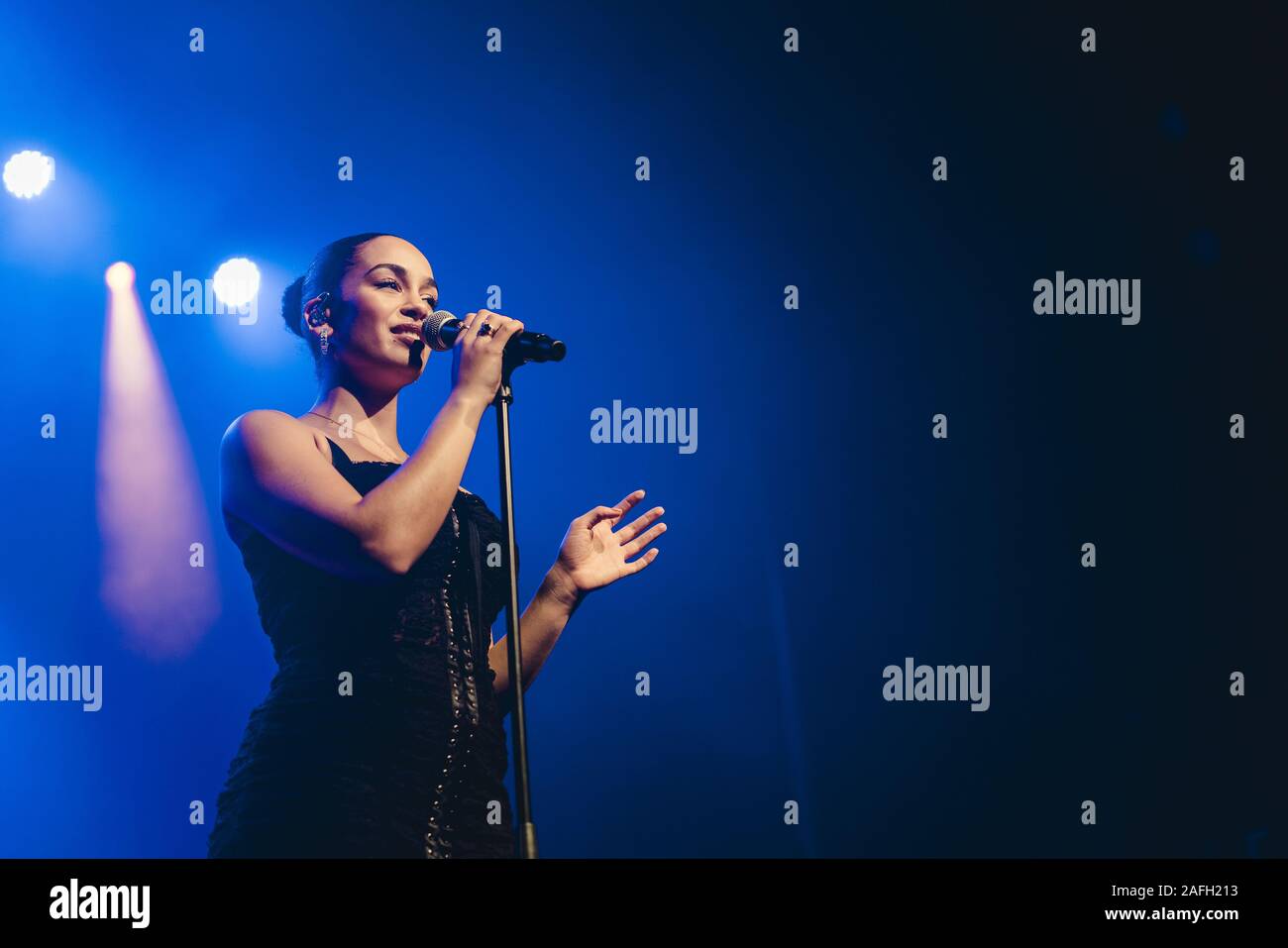 Jorja smith musician hi-res stock photography and images - Alamy