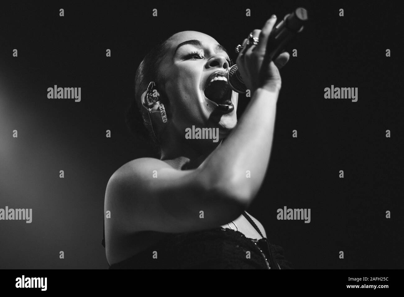 Jorja smith hi-res stock photography and images - Alamy