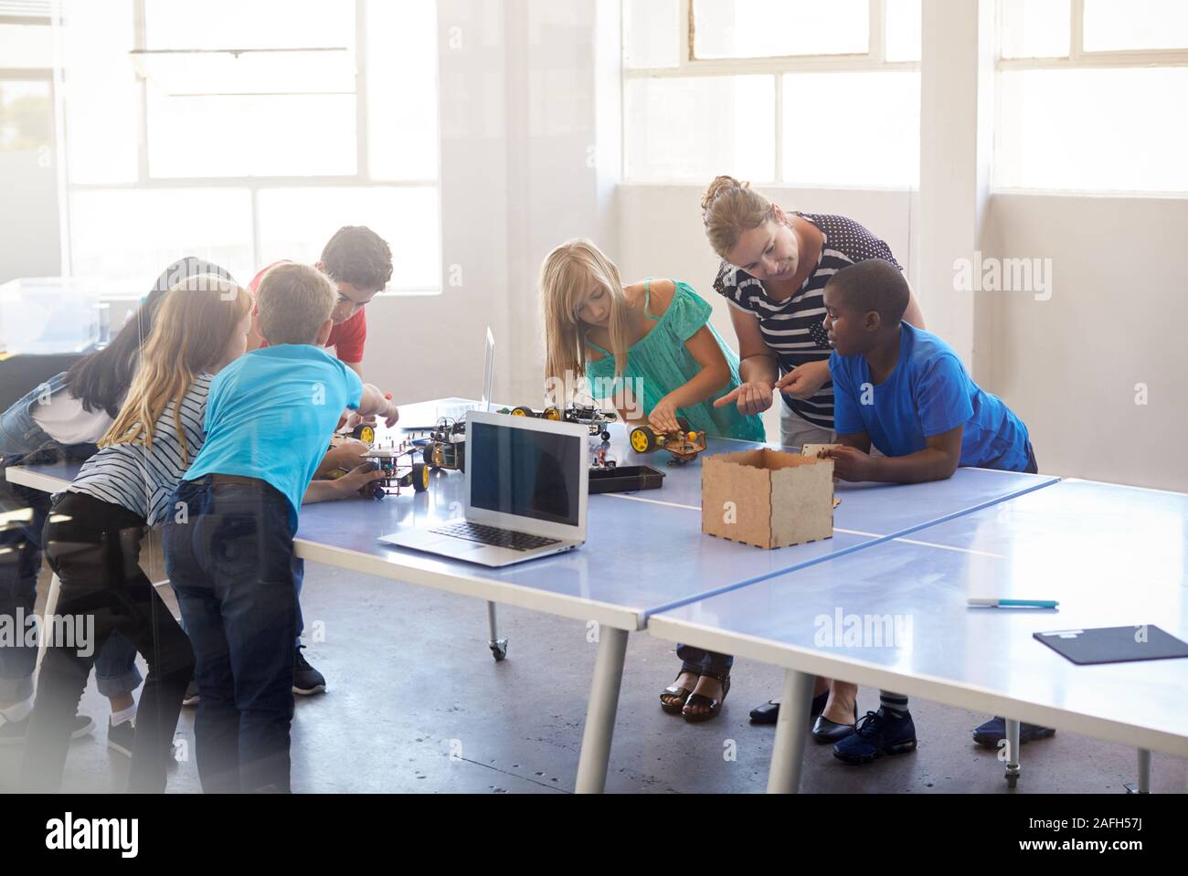 Black male students in stem class hi-res stock photography and images ...