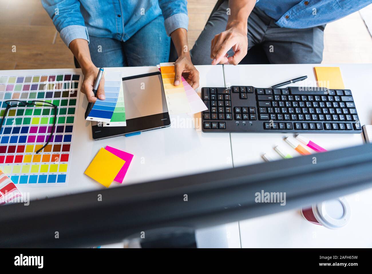 Professional Creative architect graphic desiner occupation choosing the ...