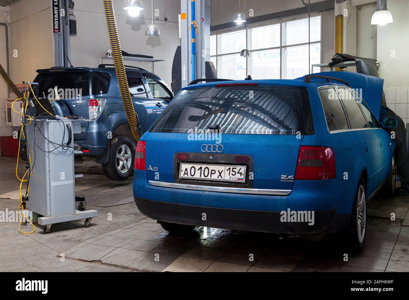 Novosibirsk, Russia - 08.01.2018: Two used cars Audi with an open hood ...
