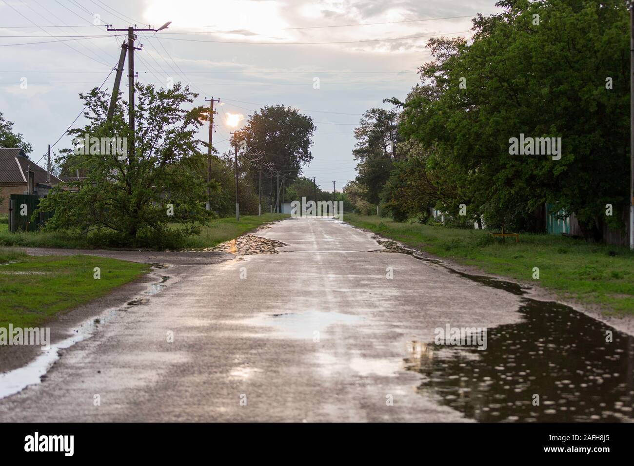 Puddles texture hi-res stock photography and images - Alamy